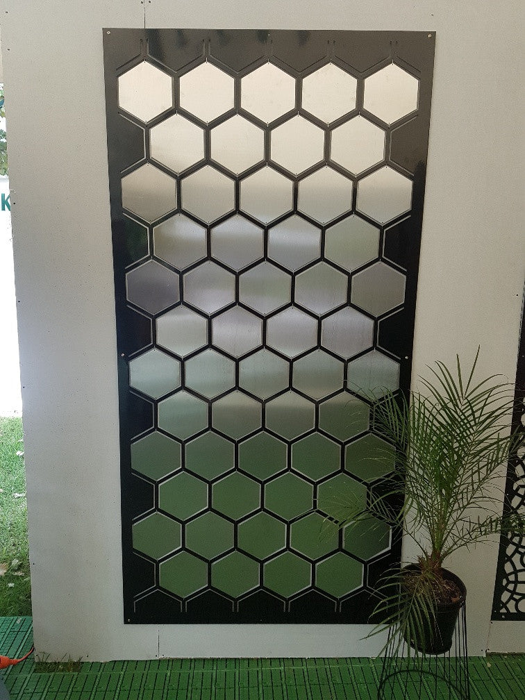 Honeycomb Screen – Amore - Indoor & Outdoor Designs